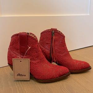 Allen’s Boots - Austin, TX | Shoes | Authentic High Quality Allens ...
